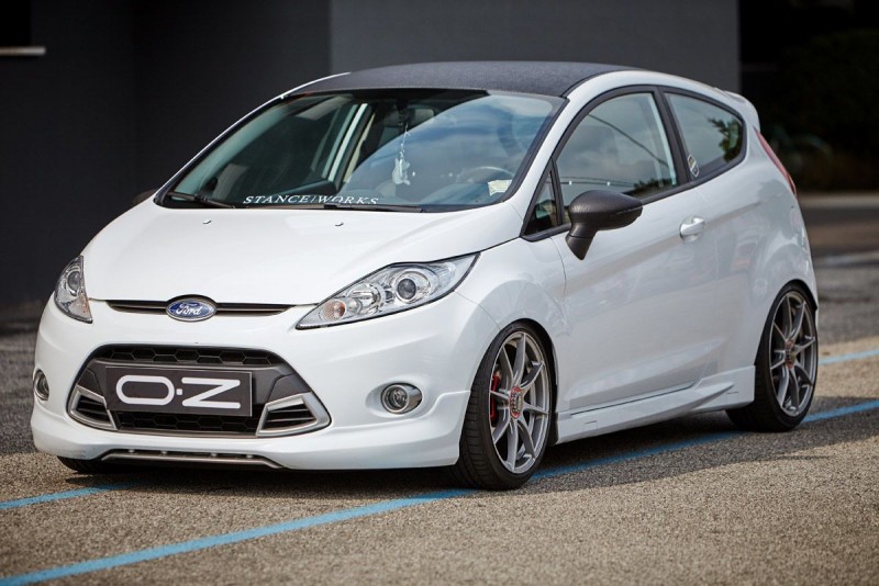 Permaisuri | OZ Racing - Formula HLT 4F | Grigio Corsa 17