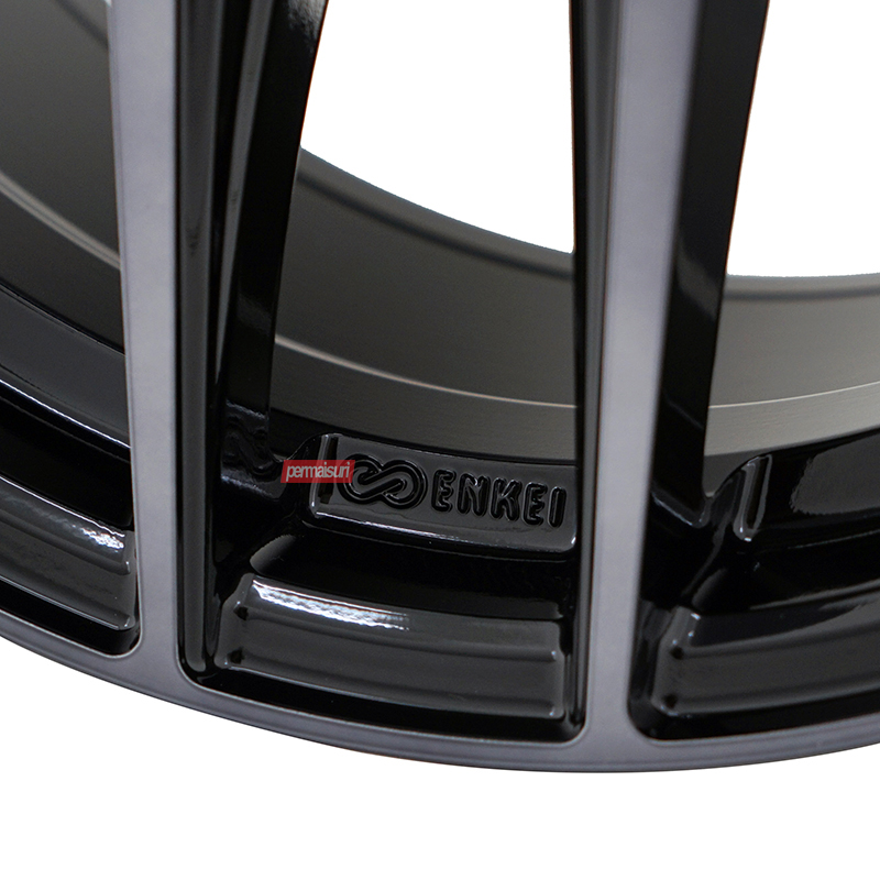 Permaisuri | Enkei - Icon Pearl Black 17