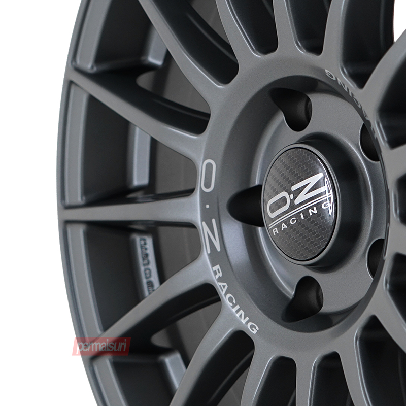 Permaisuri | OZ Racing - Superturismo LM Matt Graphite Silver Lettering 17