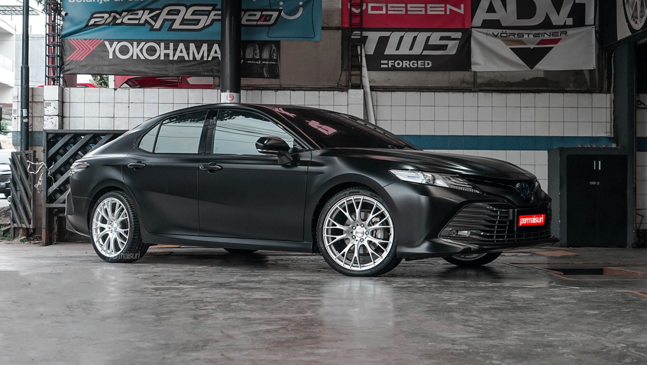 Permaisuri | Weds Sport SA-20R+Toyota Camry