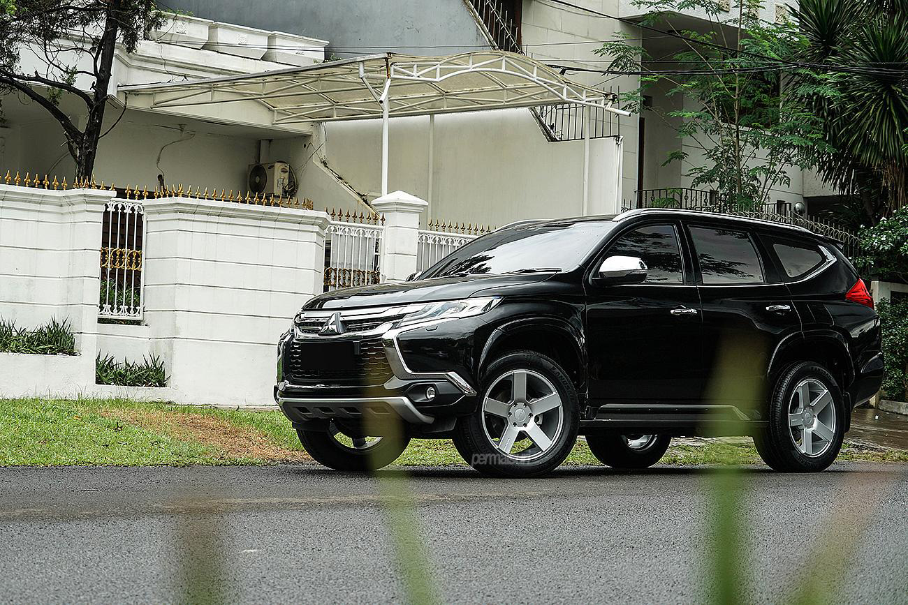 Permaisuri | Landsail LS588 + KMC MC5 on Pajero Sport