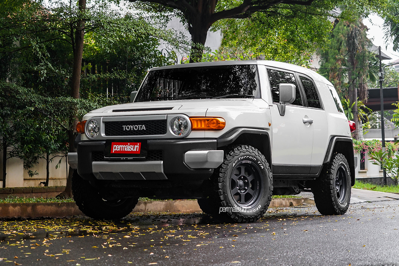 Permaisuri | Rays Volk Racing TE37XT M-Spec on Toyota Fj Cruiser
