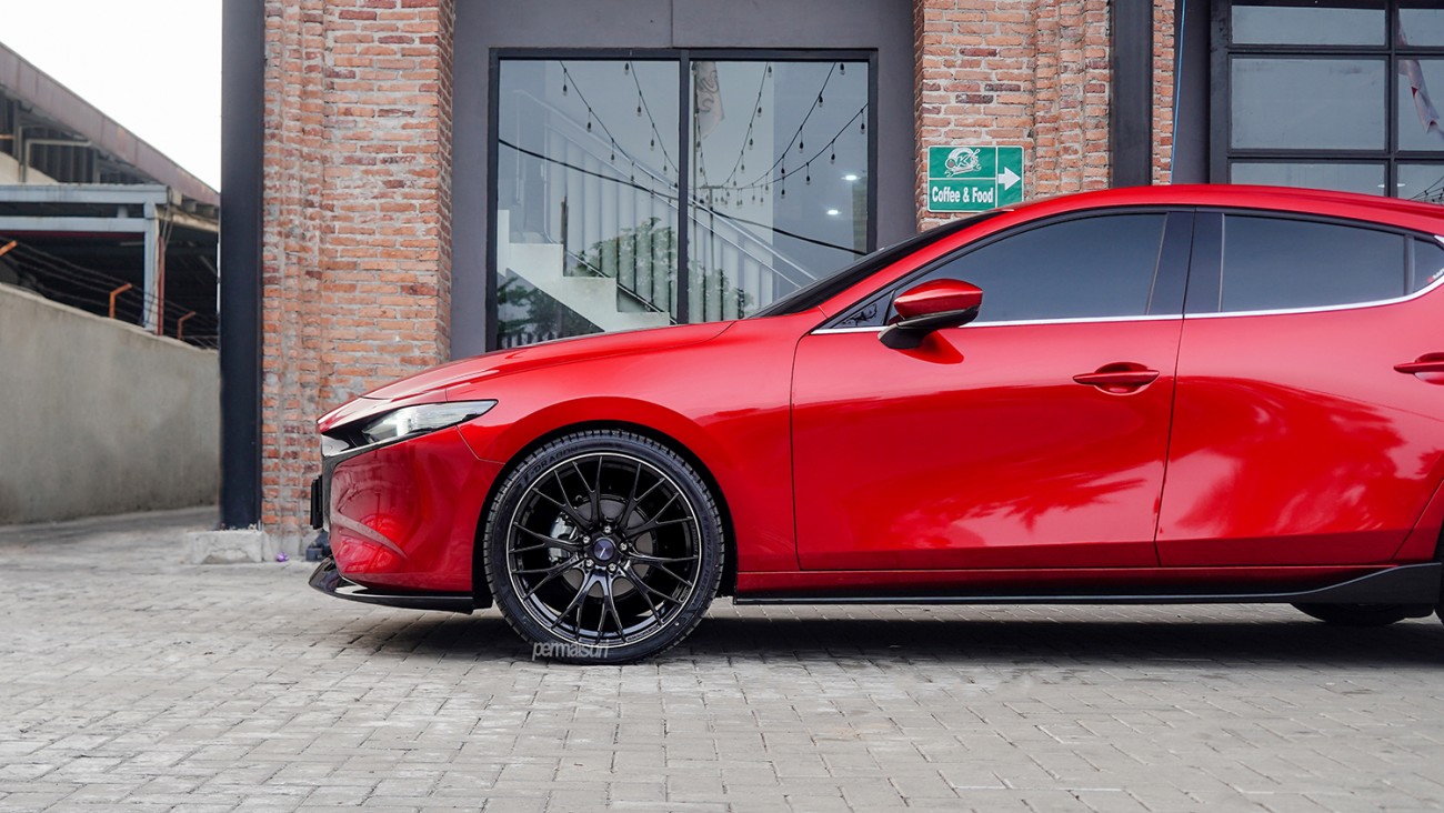 Permaisuri | Weds Sport SA-20R on Mazda 3