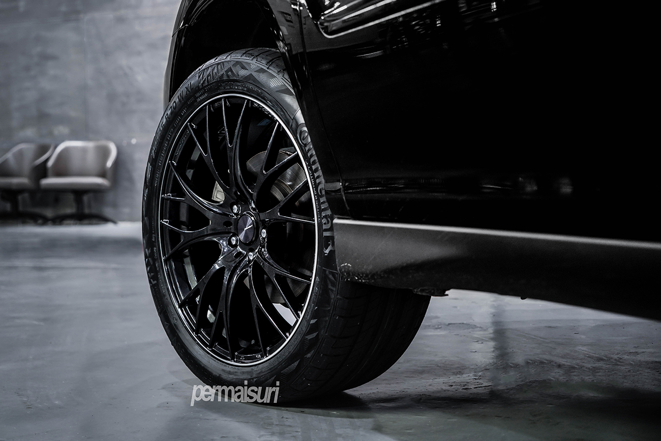 Permaisuri | Weds Sport SA-20R + Toyota Harrier