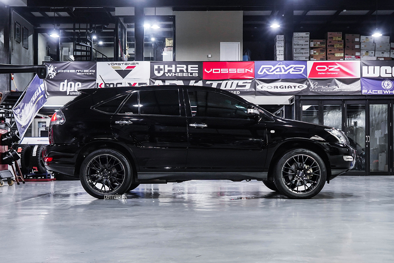 Permaisuri | Weds Sport SA-20R + Toyota Harrier