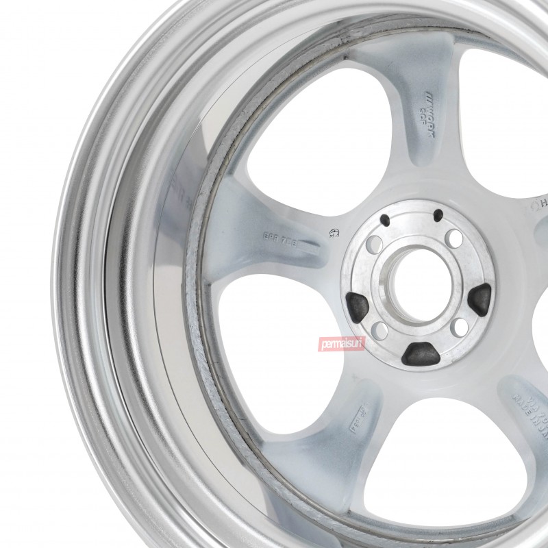 Permaisuri | WORK - Meister S1R | White 18