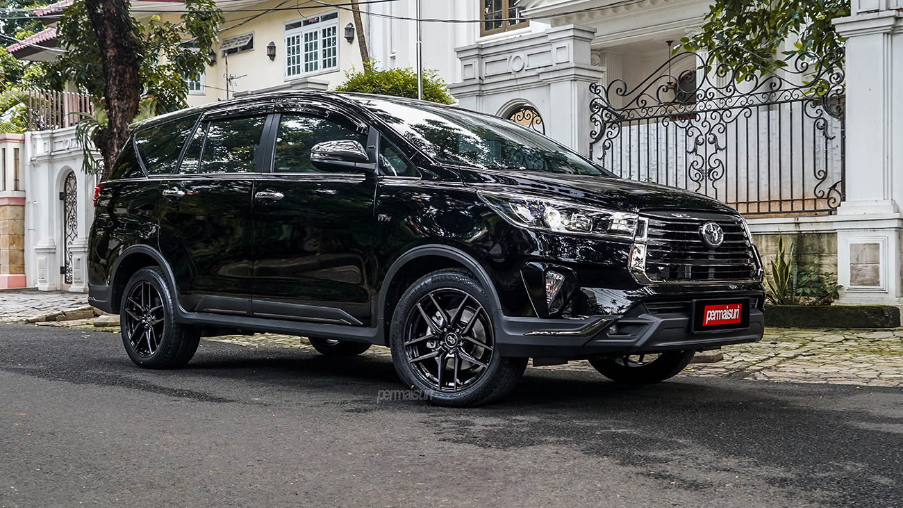 Permaisuri | Enkei Performance Icon with Toyota Innova Venturer