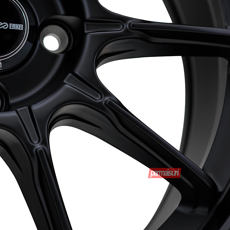 Permaisuri | Enkei - FC02 | Black 17