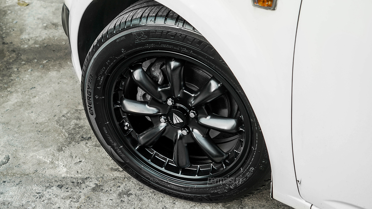 Permaisuri | Enkei Classic Compe with Chevrolet Aveo