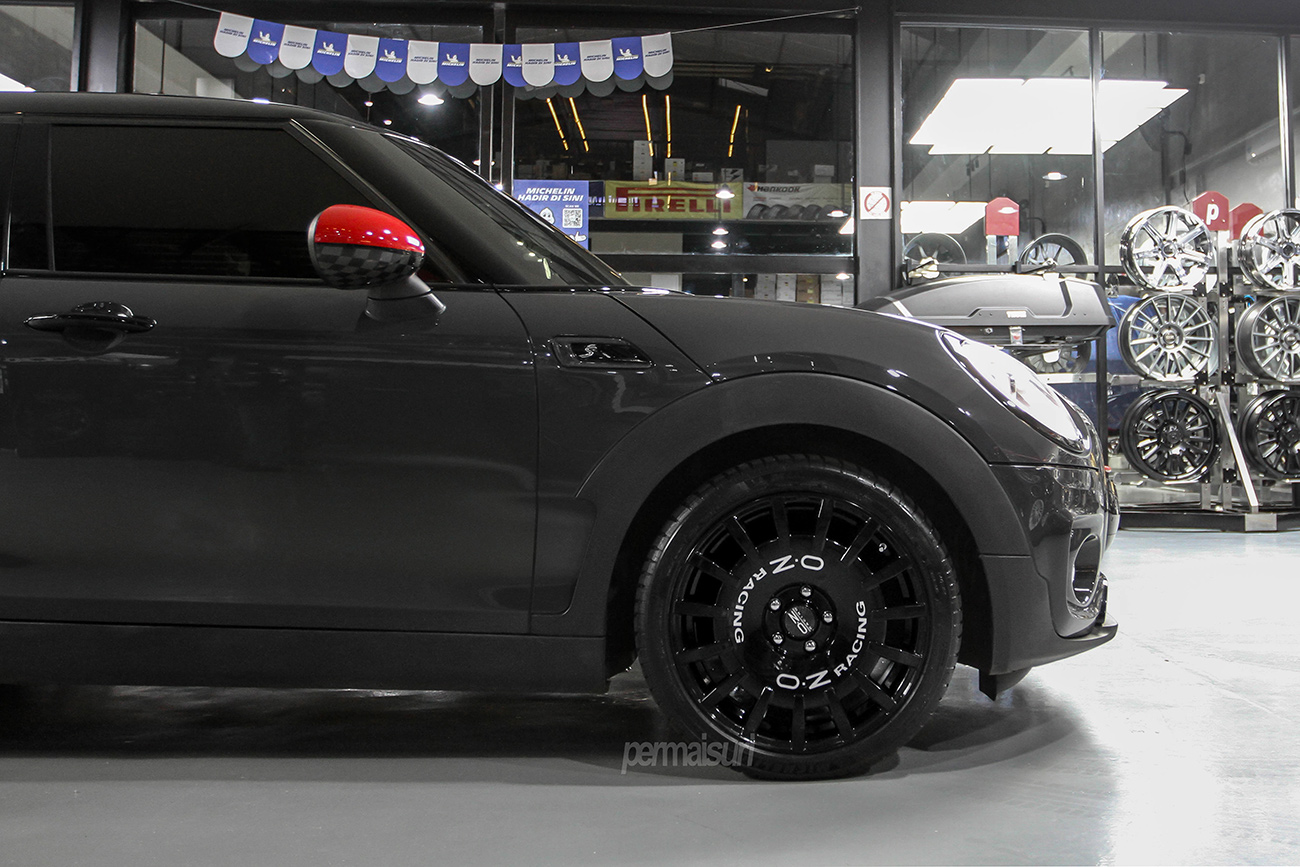 Permaisuri | OZ Racing Rally Racing with Mini Cooper F56