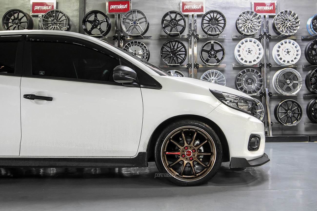 Permaisuri | WORK Emotion ZR10 with Honda Brio