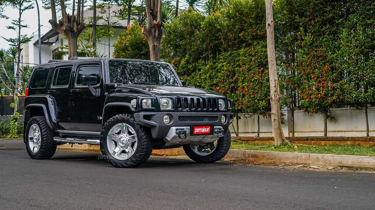 Permaisuri | XD Series Rockstar Argento with Hummer H3