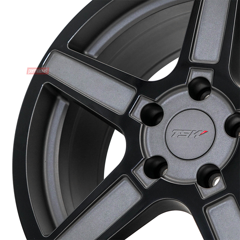 Permaisuri | TSW - Ascent | Matt Gunmetal Gloss Black 17