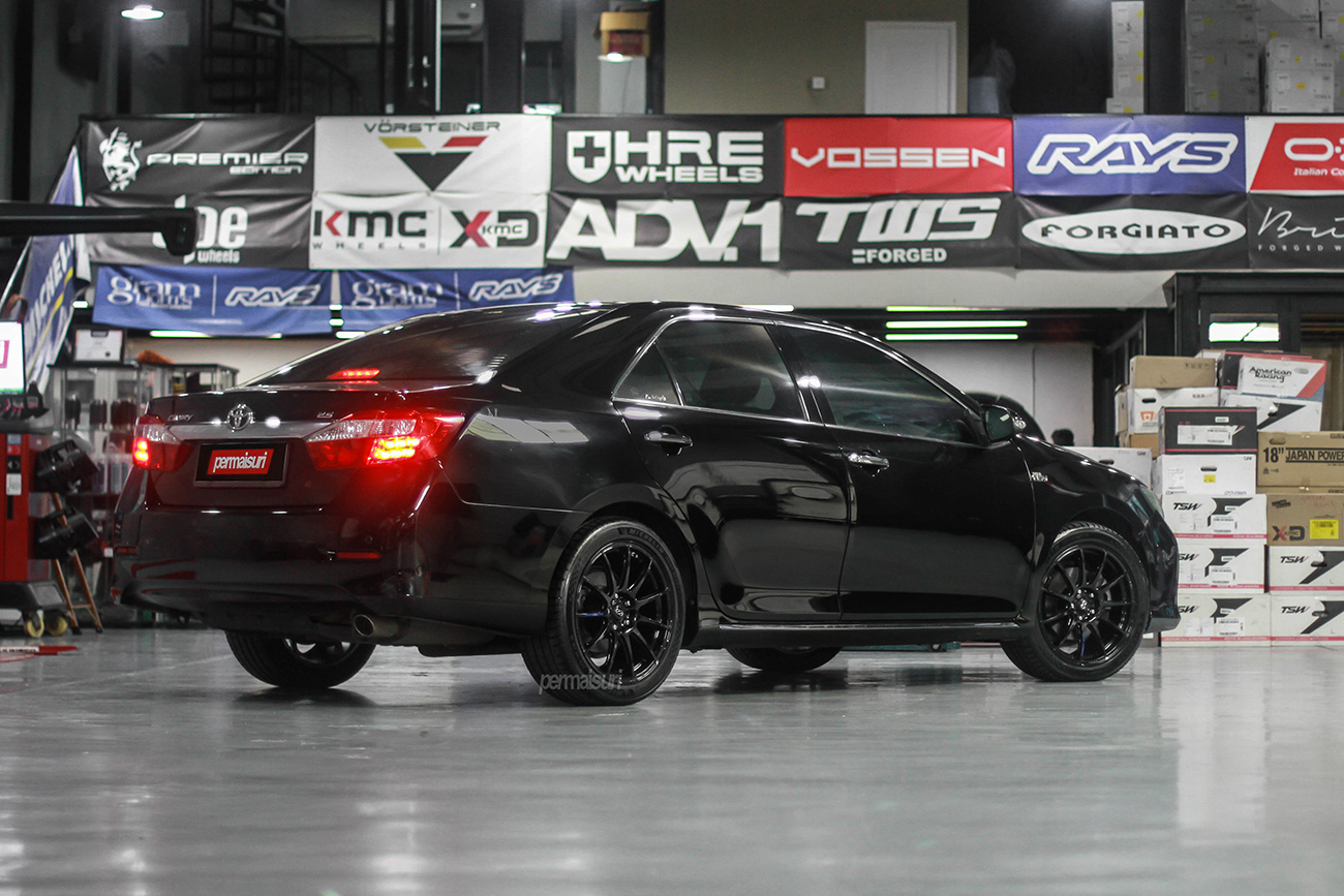 Permaisuri | Enkei Tuning Series SC22 with Toyota Camry