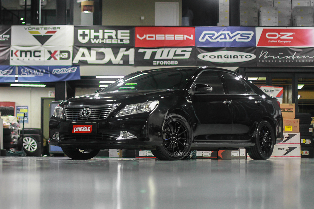 Permaisuri | Enkei Tuning Series SC22 with Toyota Camry
