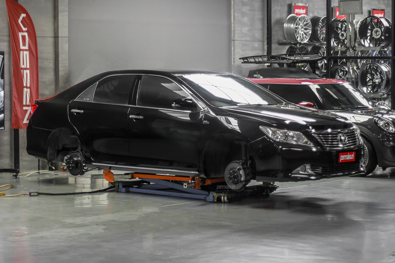 Permaisuri | Enkei Tuning Series SC22 with Toyota Camry