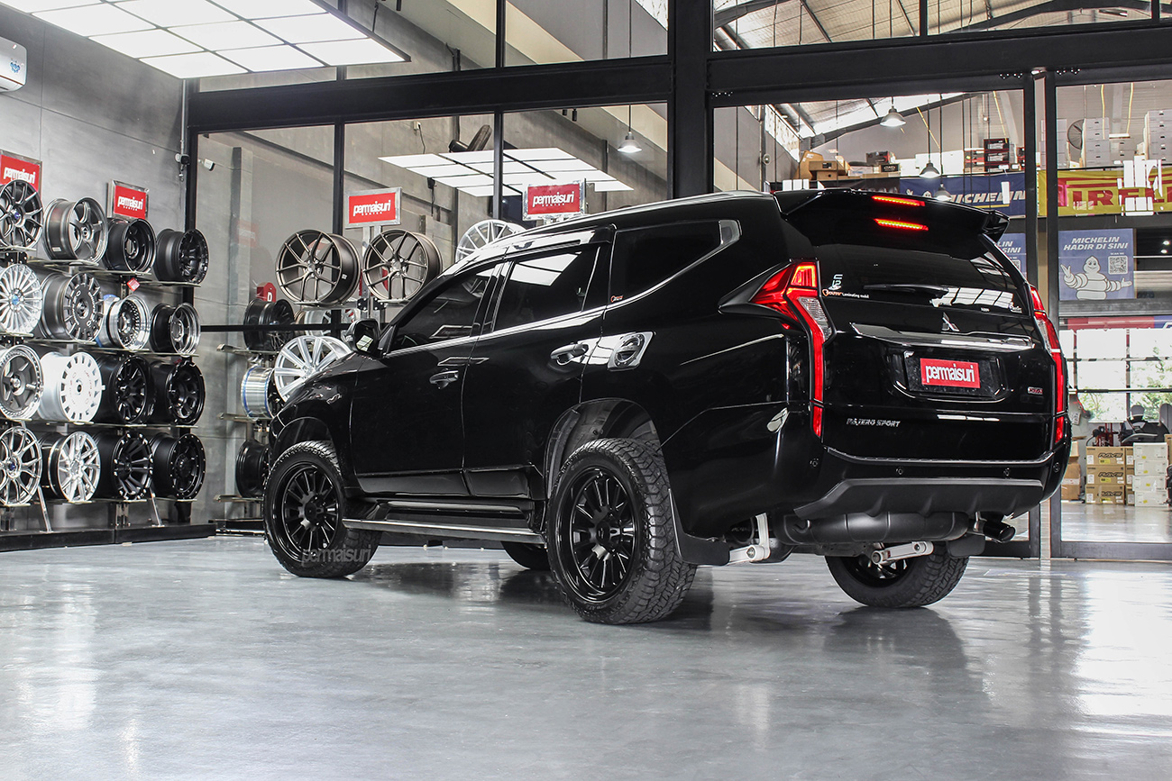 Permaisuri | XD Series Rover with Mitsubishi Pajero Sport