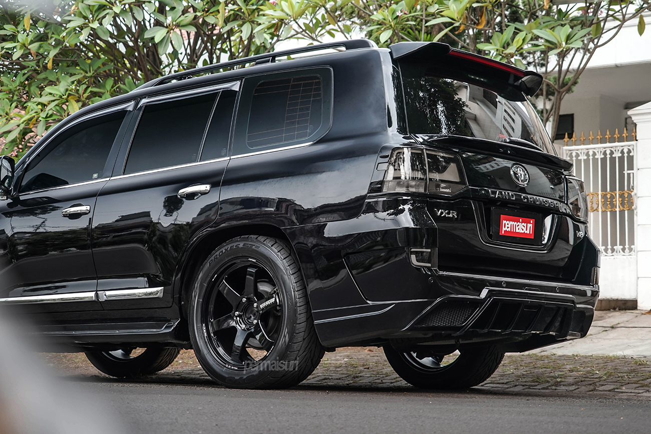 Permaisuri | Rays Volk Racing TE37 Ultra Large PCD M-Spec with Toyota ...