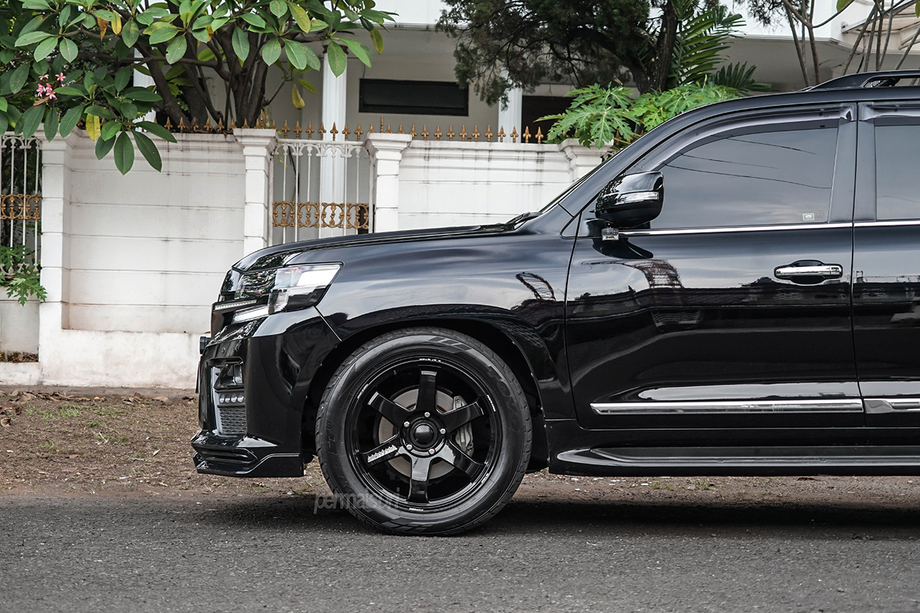 Permaisuri | Rays Volk Racing TE37 Ultra Large PCD M-Spec with Toyota ...