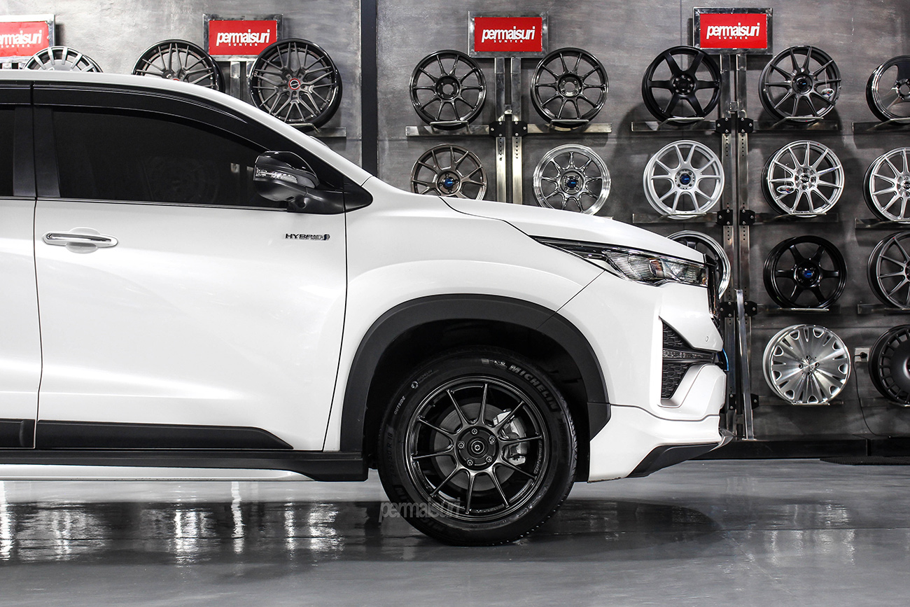 Permaisuri | WedsSport TC-105X with Toyota Innova Zenix