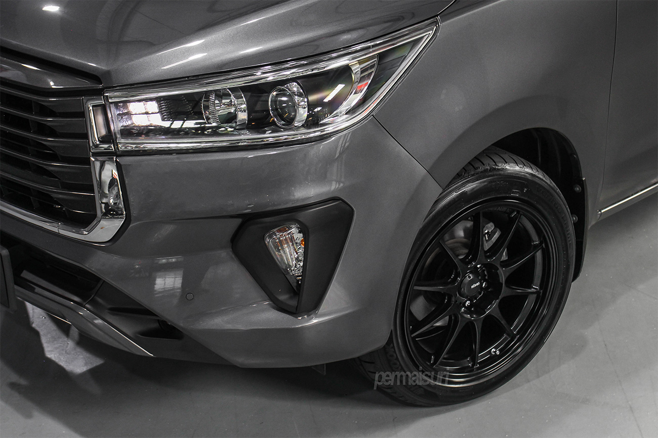 Permaisuri | KONIG Dekagram with Toyota Innova