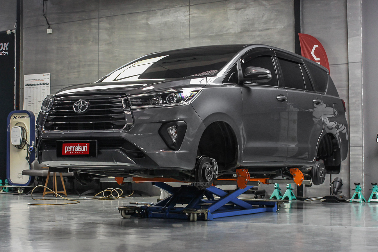 Permaisuri | KONIG Dekagram with Toyota Innova