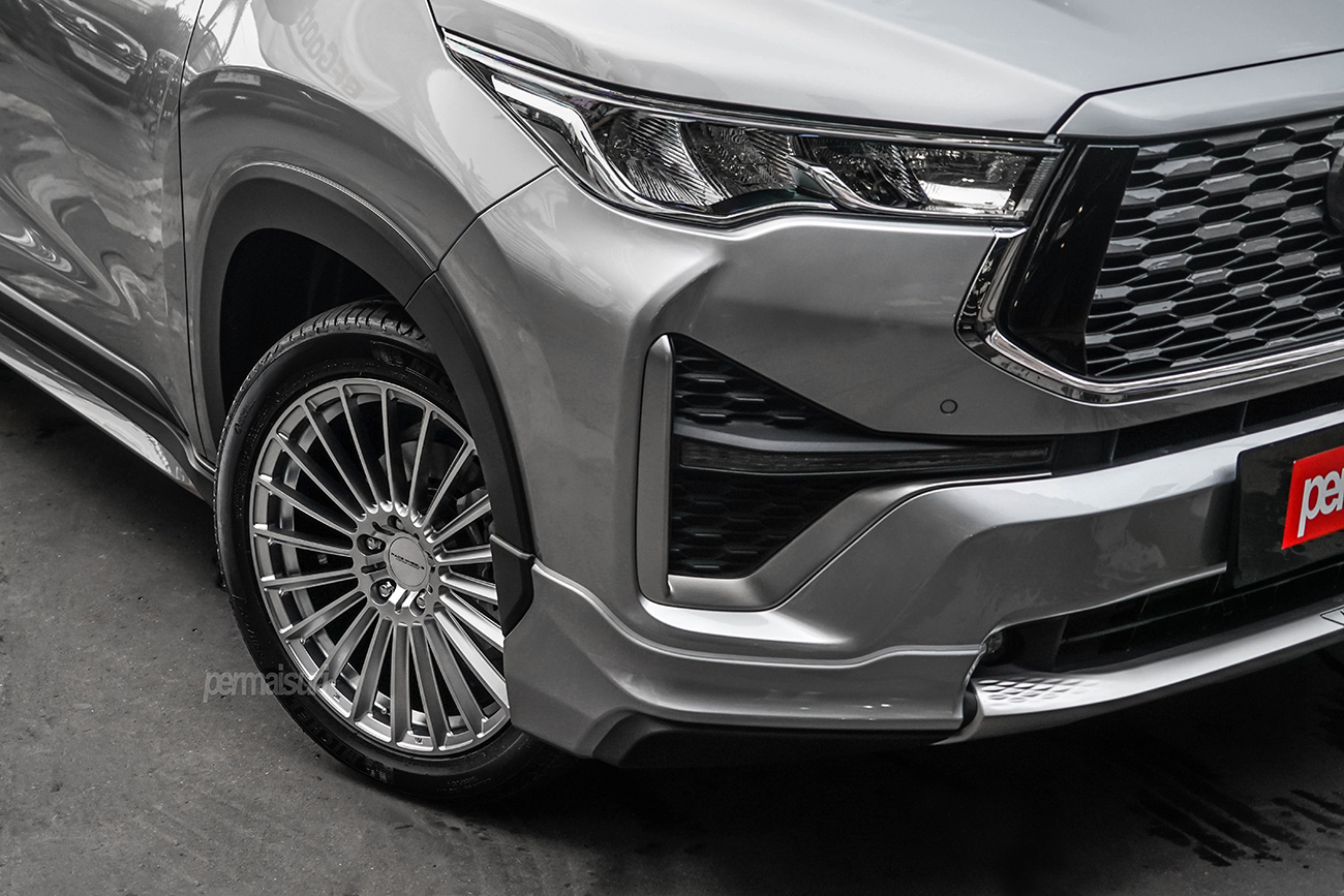 Permaisuri | Facewheels Razor with Toyota Innova Zenix