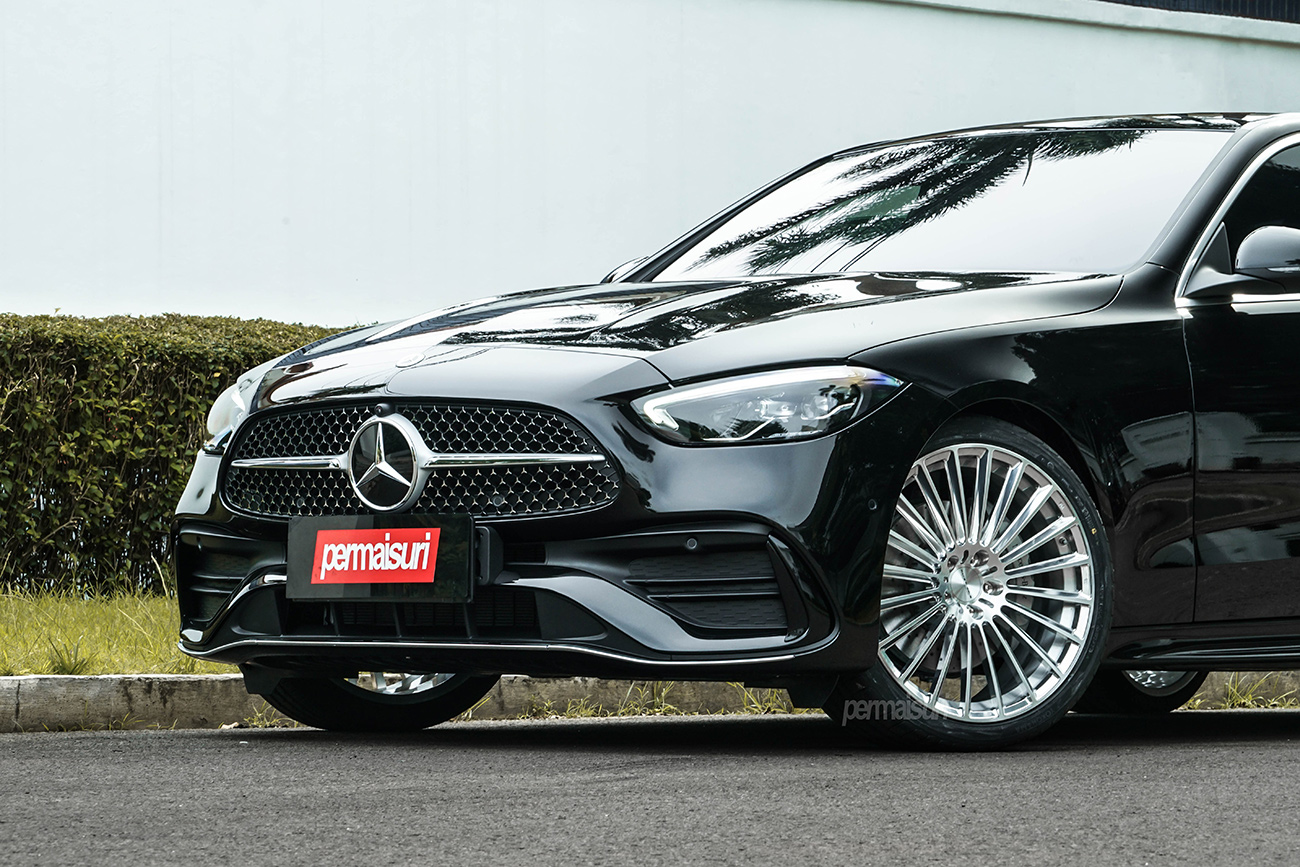 Permaisuri | Facewheel Razor with Mercedes Benz C-Class W206