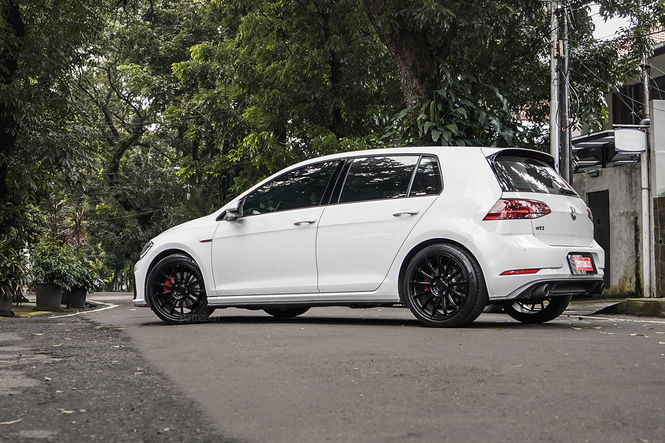 Permaisuri | Motegi Racing Picco with Volkswagen Golf MK VII