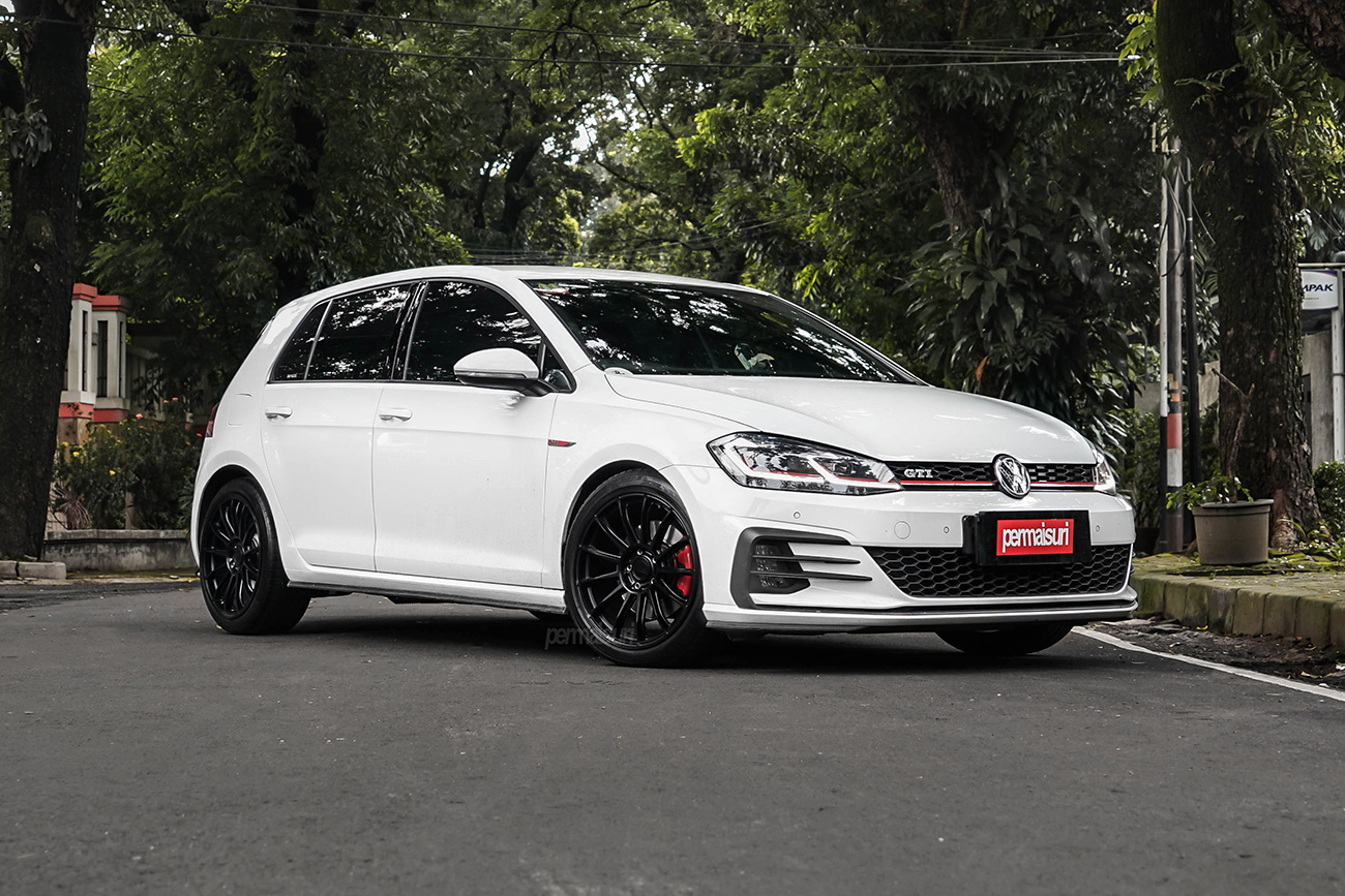 Permaisuri | Motegi Racing Picco with Volkswagen Golf MK VII