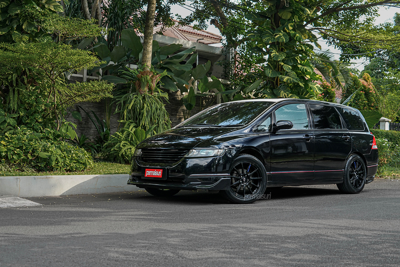 Permaisuri | Enkei Tuning Series SC22 with Honda Odyssey