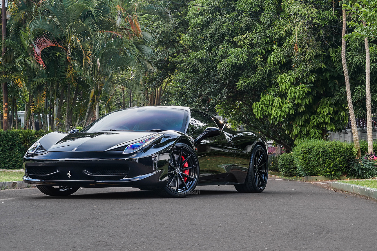 Permaisuri | Brixton R11R with Ferarri 458