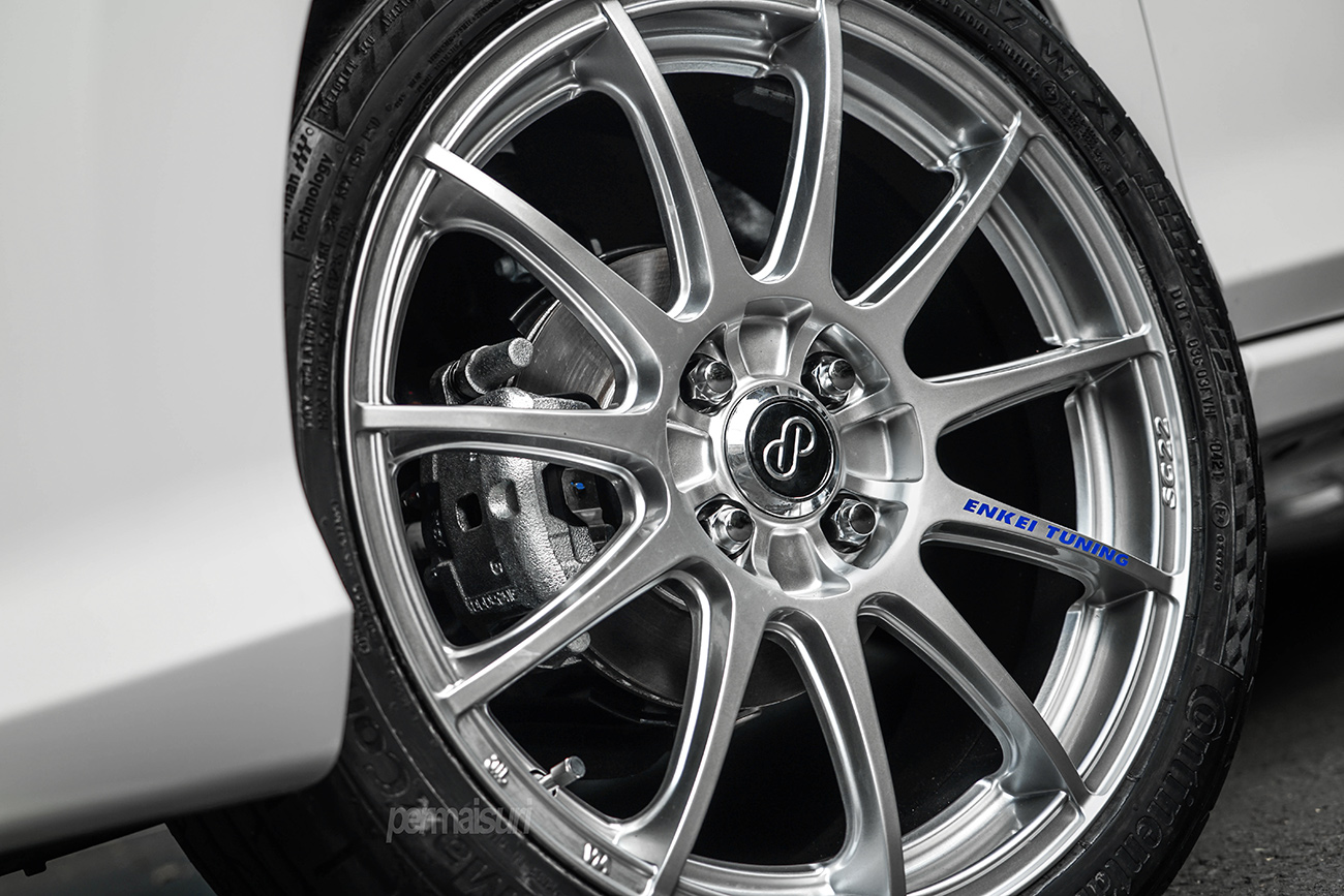 Permaisuri | Enkei Tuning Series SC22 with Daihatsu Ayla