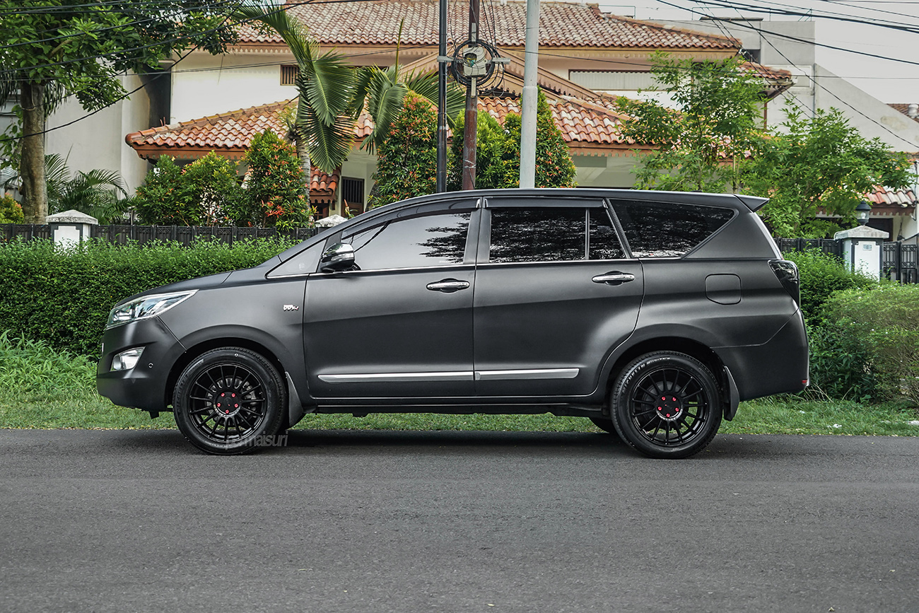 Permaisuri | TSW Paddock with Toyota Innova