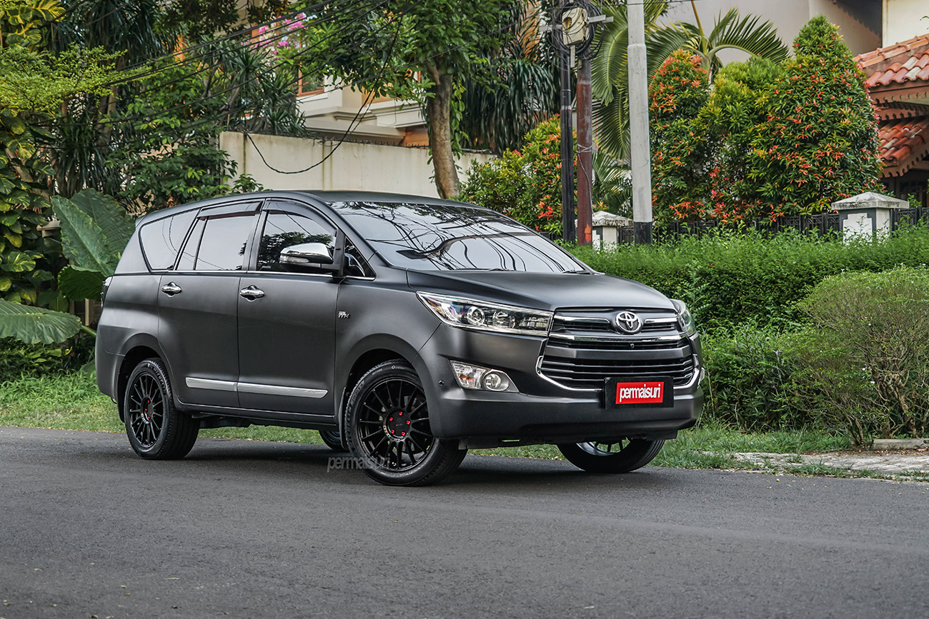 Permaisuri | TSW Paddock with Toyota Innova