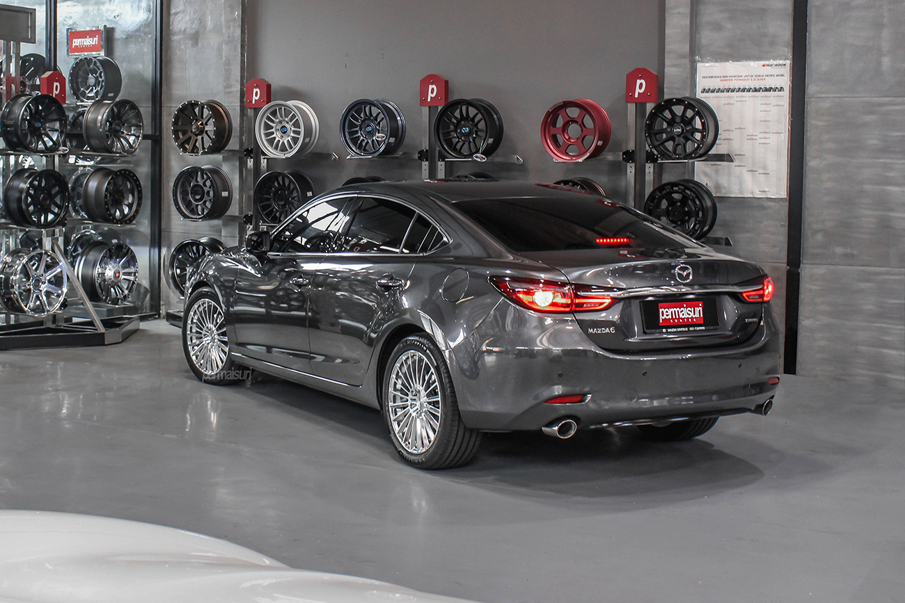 Permaisuri | Facewheels Razor with Mazda 6