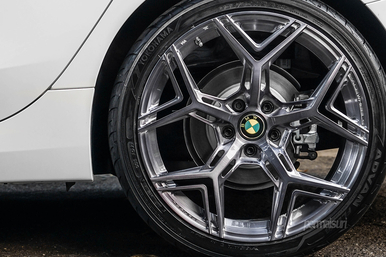 Permaisuri | Facewheels FW1021 with BMW 2 Series F44