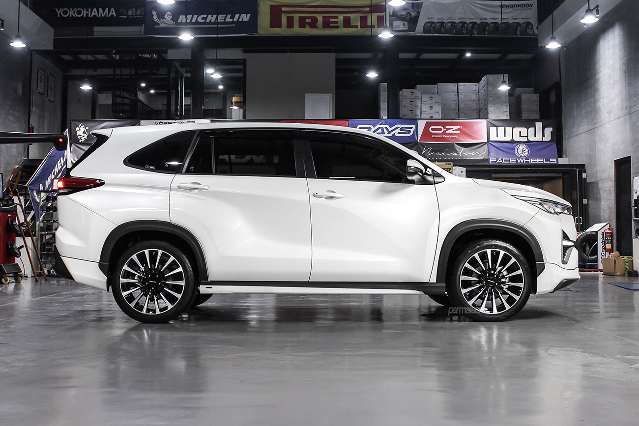 Permaisuri | RAVE Stark II with Toyota Innova Zenix