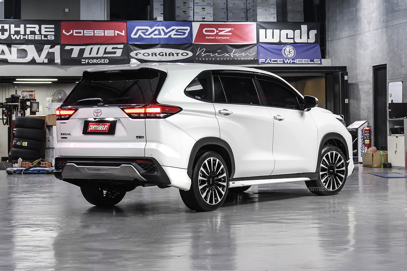 Permaisuri | RAVE Stark II with Toyota Innova Zenix