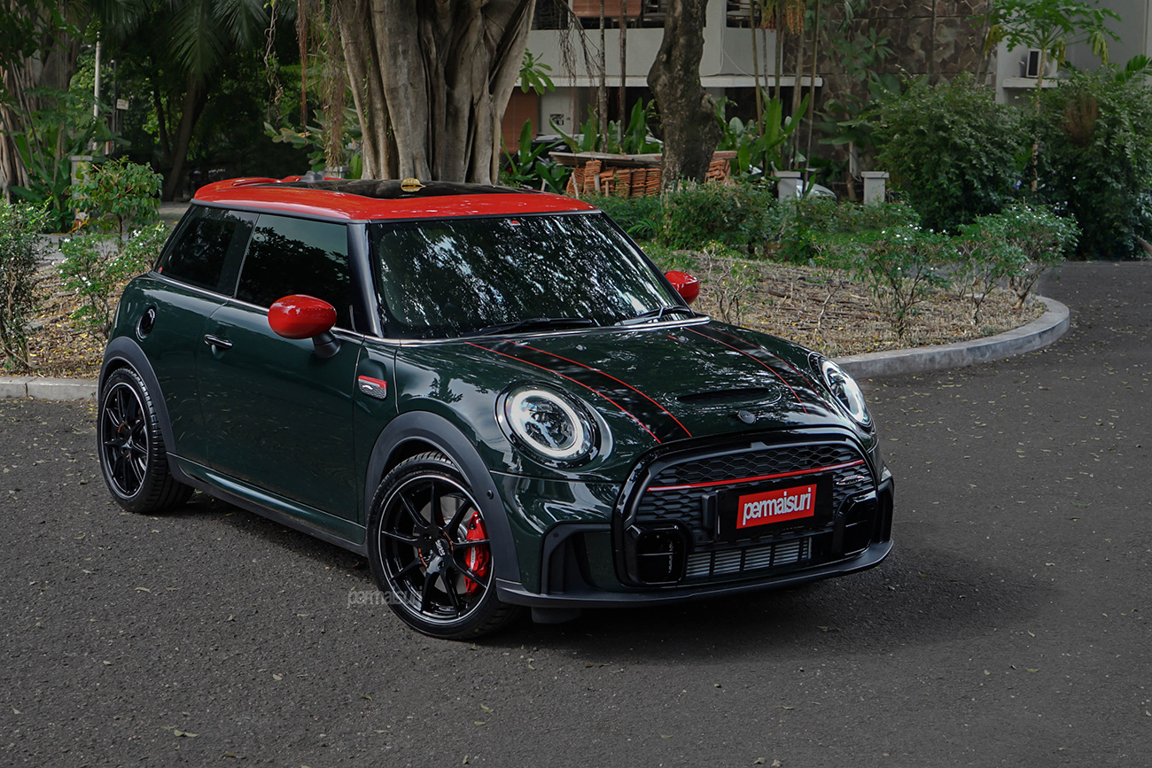 Permaisuri | OZ Racing Veloce Tangerine with Mini Cooper F56