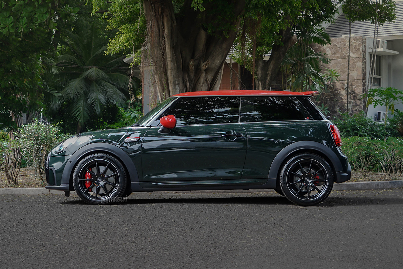 Permaisuri | OZ Racing Veloce Tangerine with Mini Cooper F56