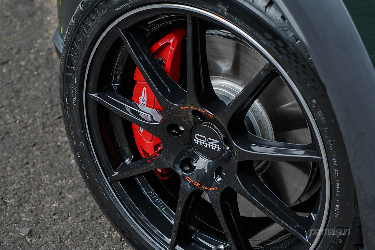 Permaisuri | OZ Racing Veloce Tangerine with Mini Cooper F56