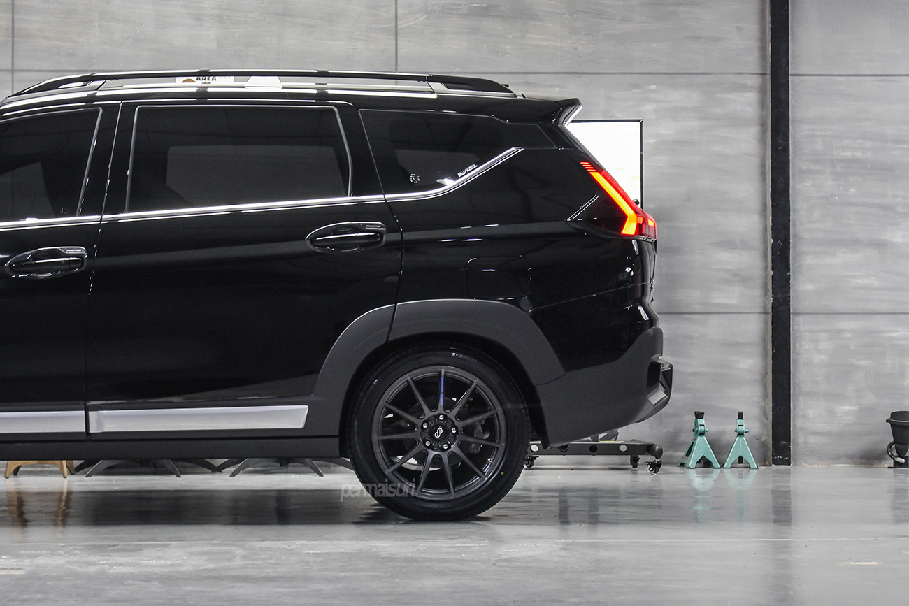 Permaisuri | Enkei Tuning Series SC22 with Mitsubishi Xpander Cross