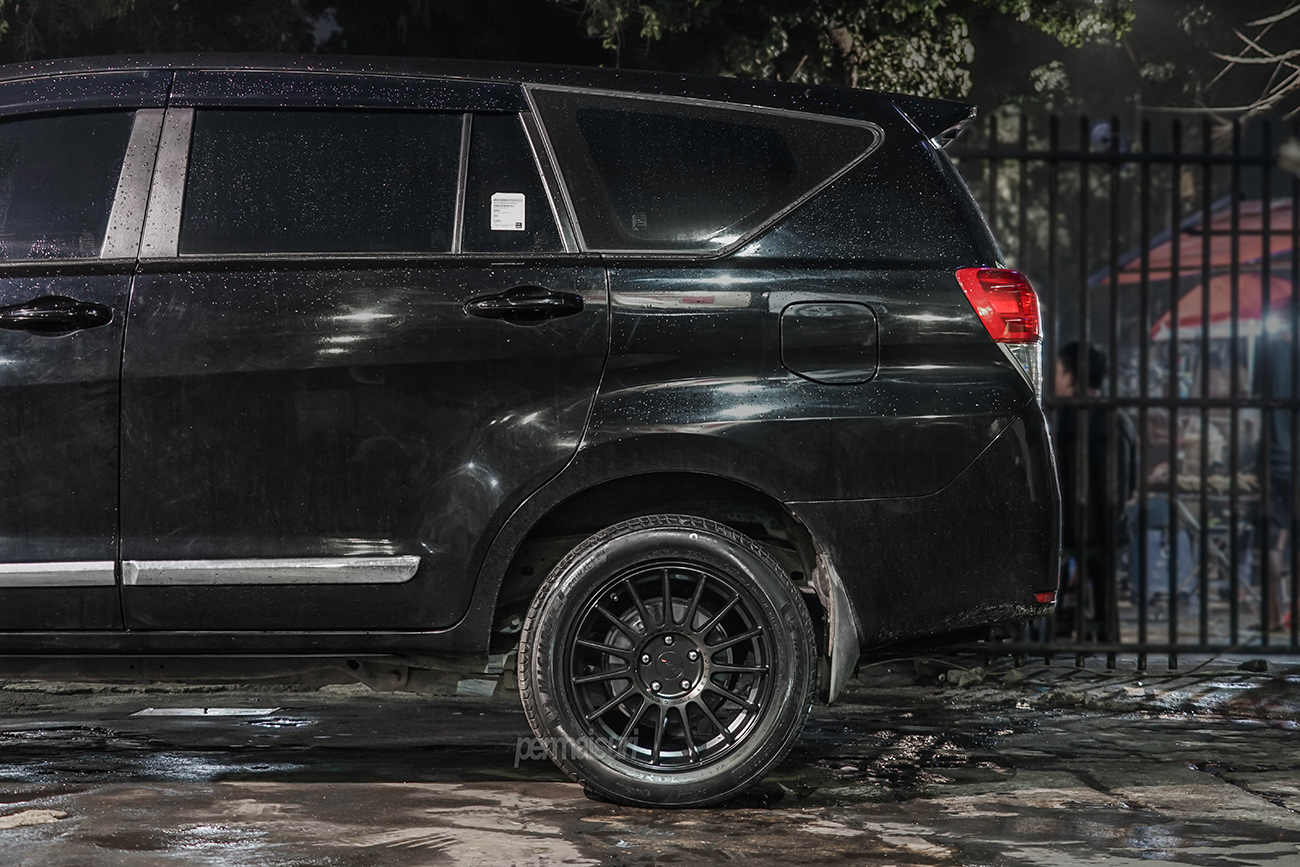 Permaisuri | TSW Paddock with Toyota Innova