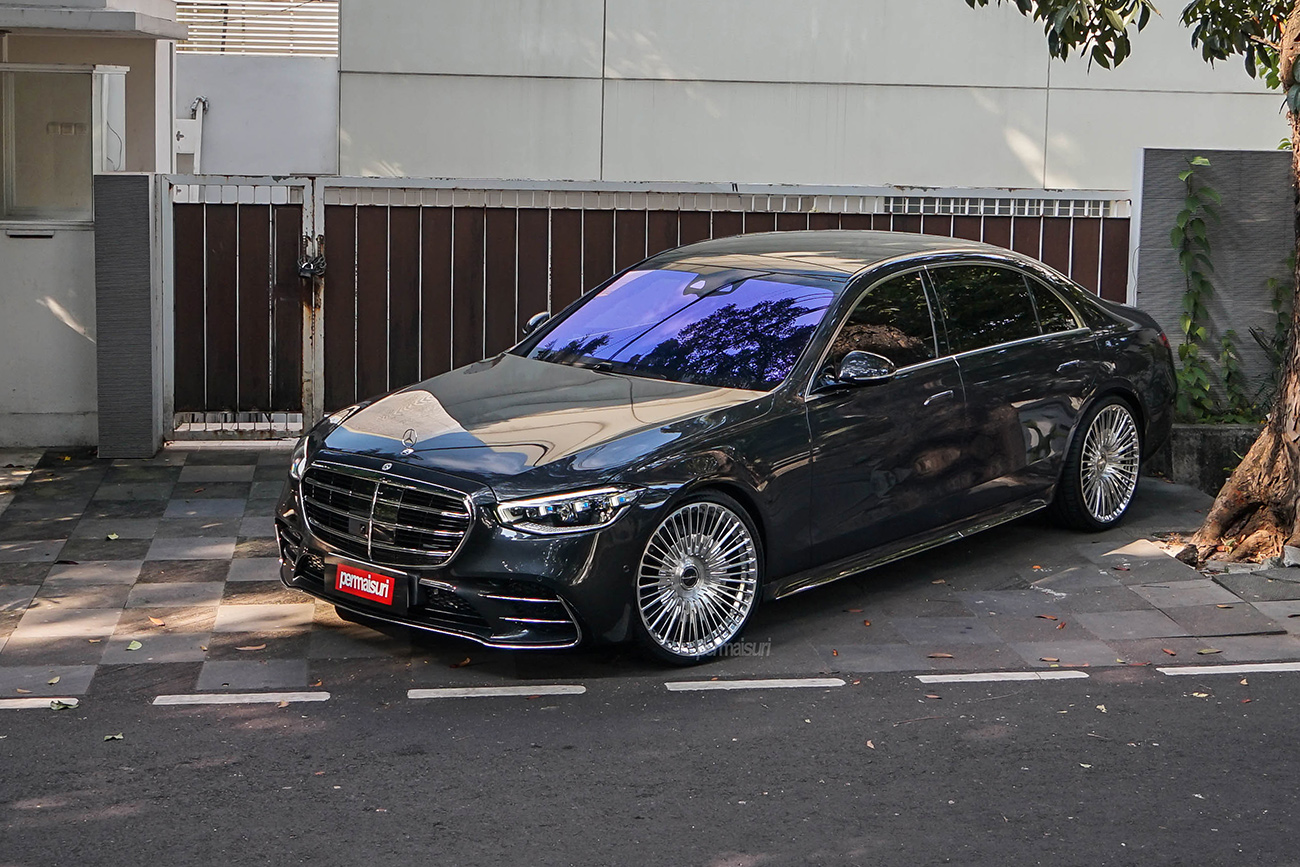 Permaisuri | Brixton LX05 with Mercedes Benz S-Class W223