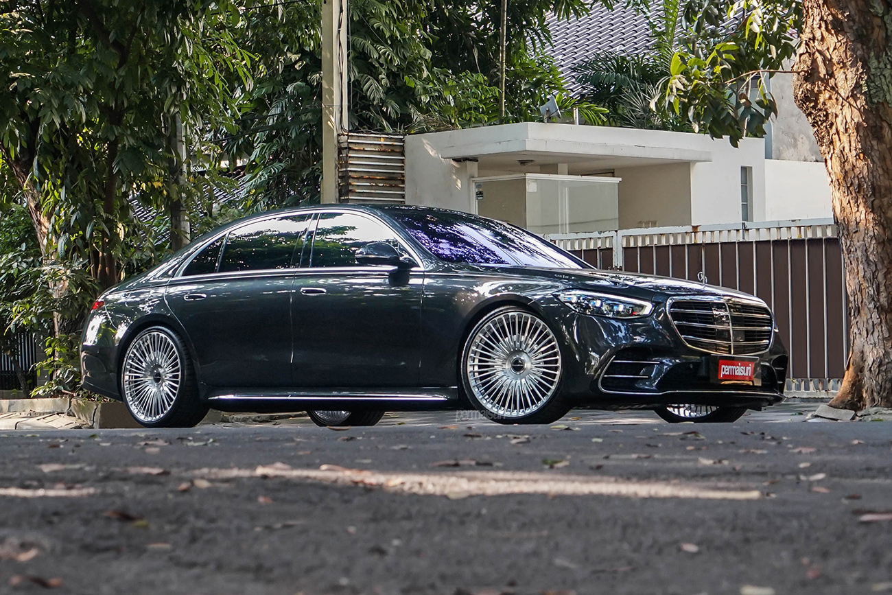 Permaisuri | Brixton LX05 with Mercedes Benz S-Class W223