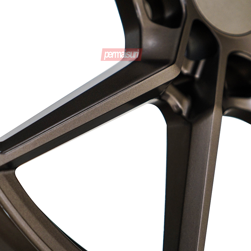 Permaisuri | TSW - Neptune | Matt Bronze 20