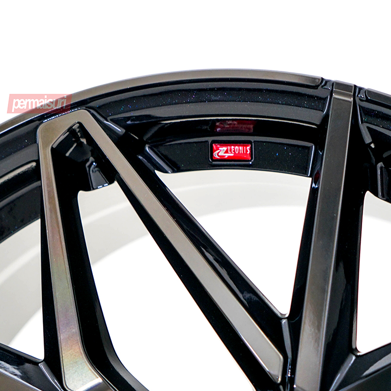 Permaisuri | Weds - IT | Pearl Black Mirror Cut 19