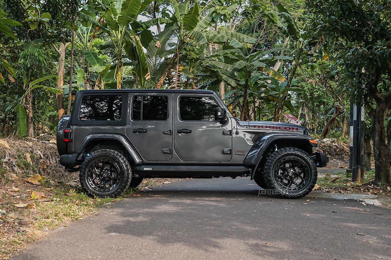 Permaisuri | 4PLAY WHEELS 4P55 with Jeep Rubiccon