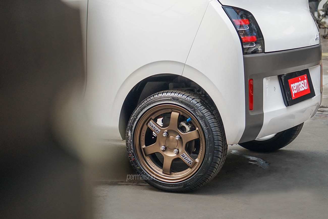 Permaisuri | Rays Volk Racing TE37 with Wuling Air ev